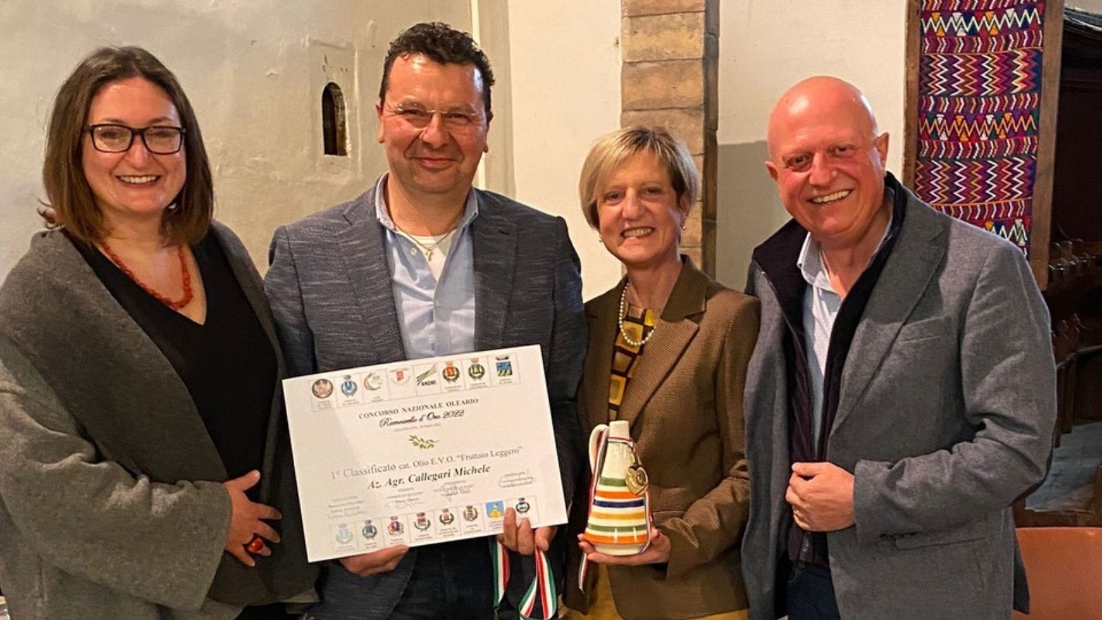 Olio d’oliva, Maser trionfa: Michele Callegari vince il “Ramoscello d ...