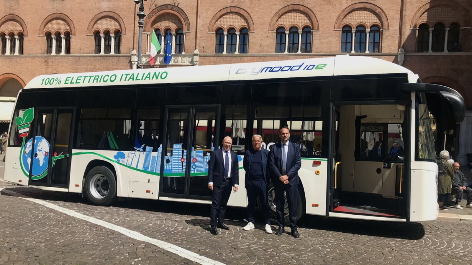 E-bus, via ai test nel centro di Treviso. Prova su strada per l ...