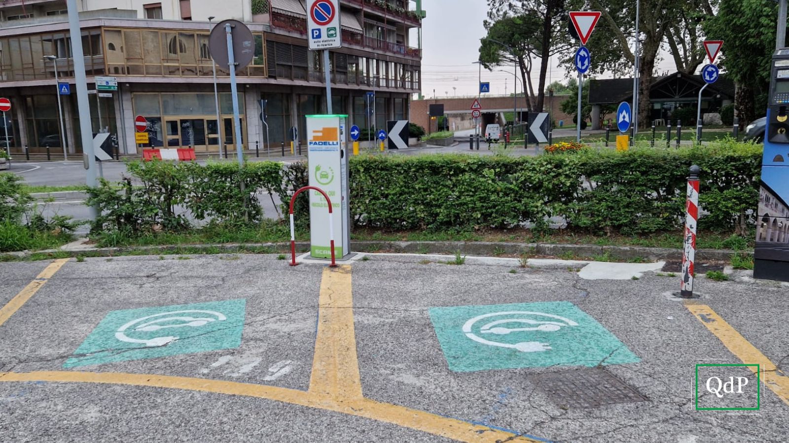 In arrivo 12 colonnine per la ricarica elettrica dei veicoli nel ...