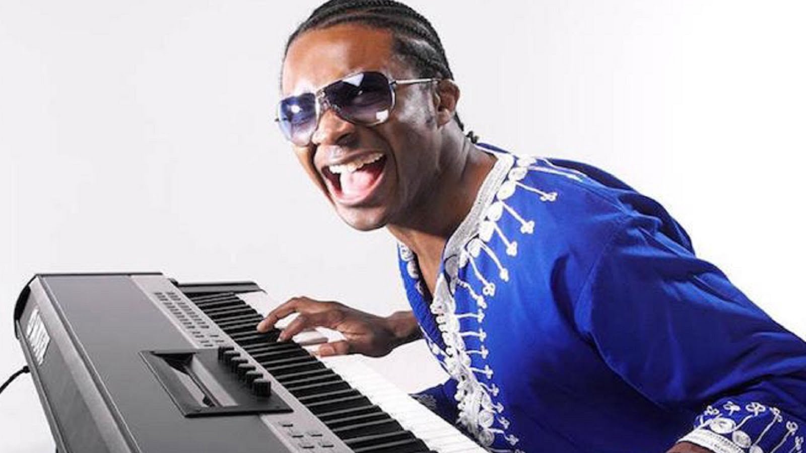 Giovedì una masterclass con il pianista di Amy Winehouse e degli Earth ...