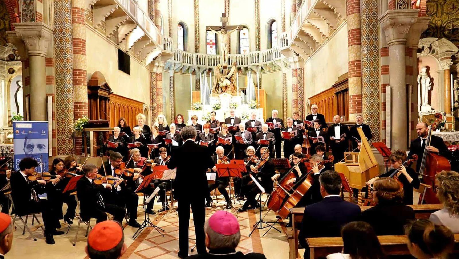 Tutto pronto per il concerto "Antonio Vivaldi il Prete Rosso” con la ...